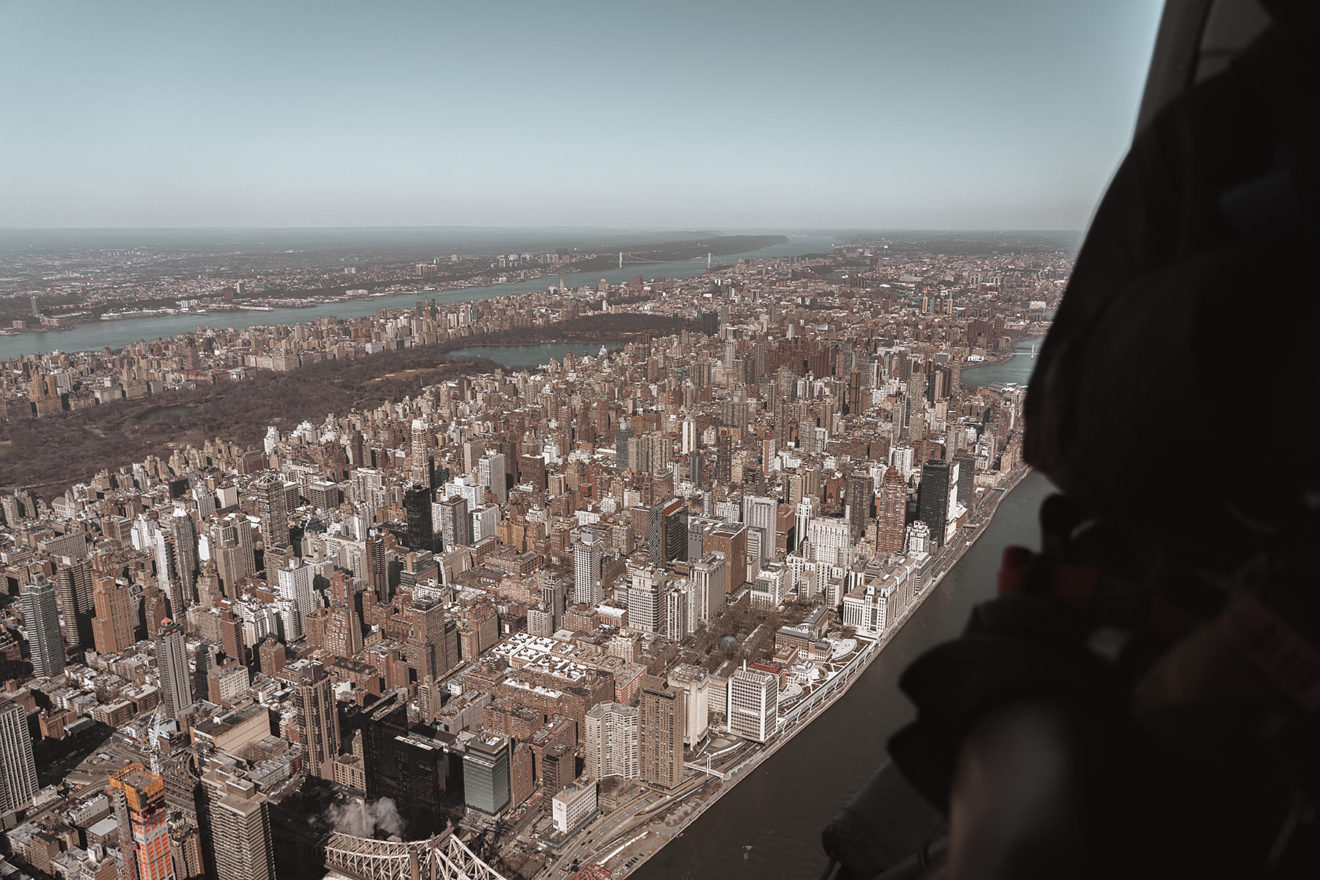 New York City Doors-off Helicopter Flug w/ FlyNYON - Travel Blog